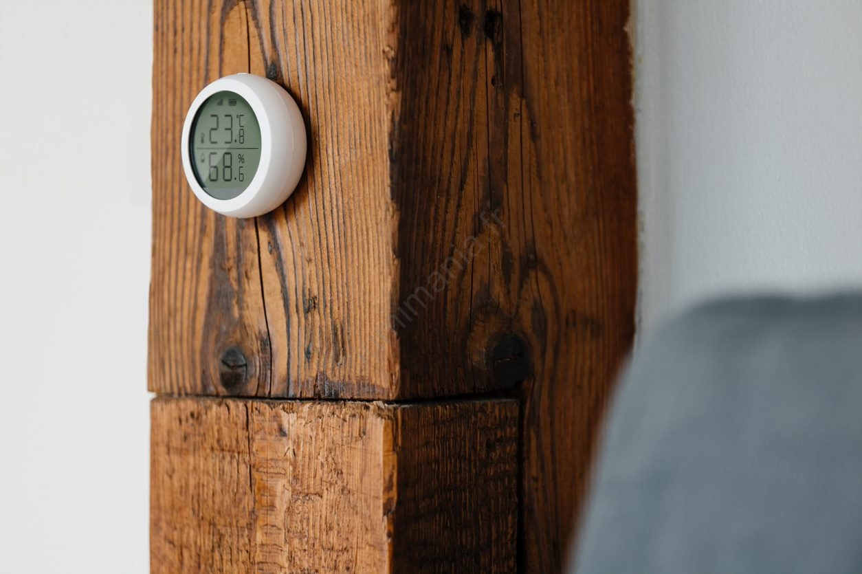 TESLA Smart - Détecteur connecté de température et d'humidité 2xAAA ...